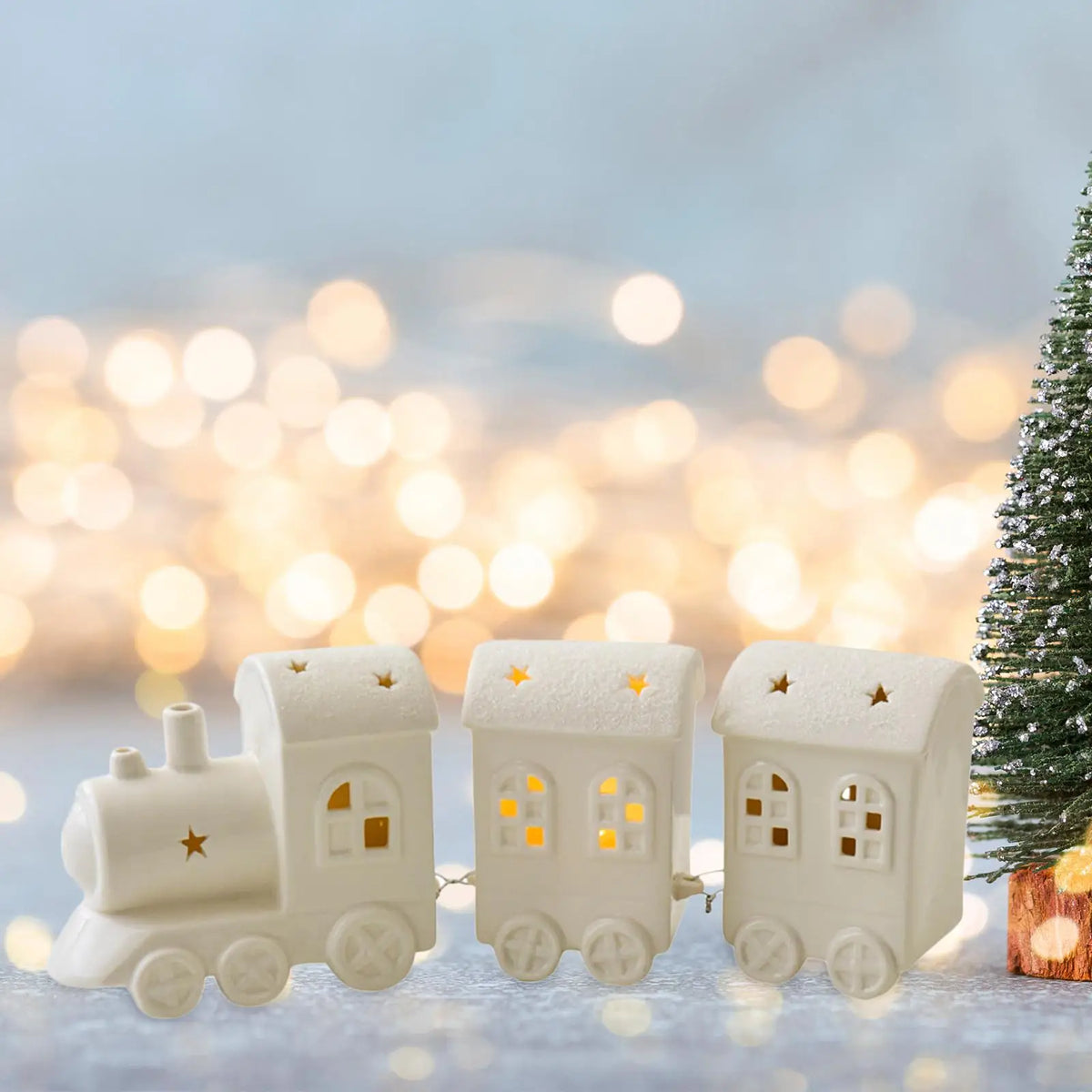 NNEOBA Lighted Christmas Train Decor – NNE Living
