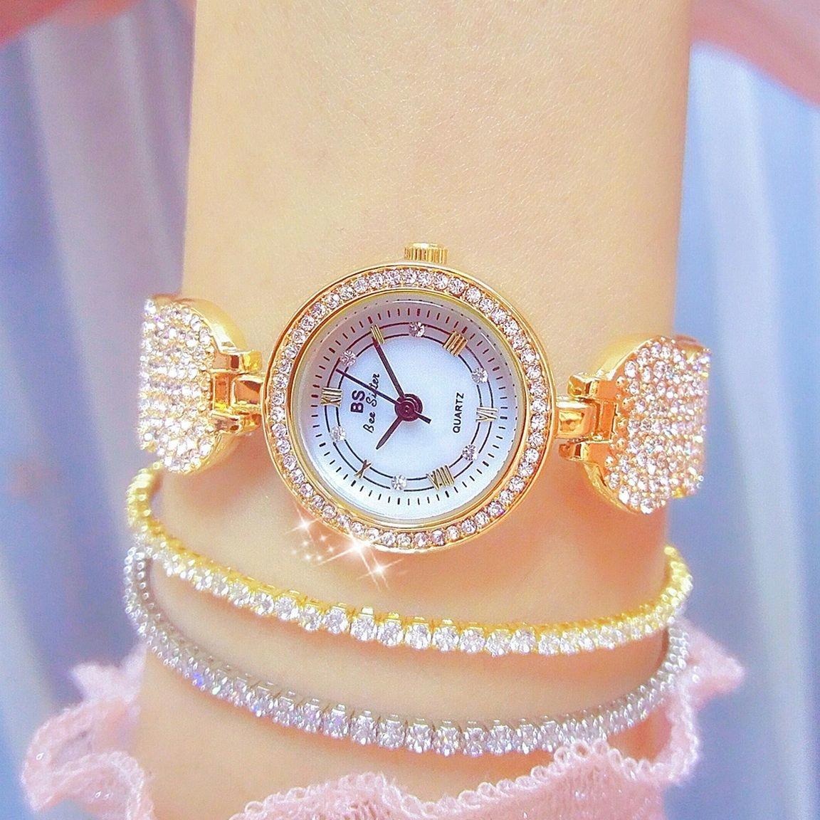Diamond-Inlaid Women Chain Watch - Elegant Accessory – NNE Living
